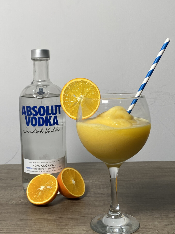 Frozen Absolut Screwdriver Cocktail Recipe (2) · Foodie in Lagos